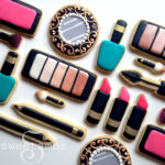 How To Decorate Makeup Cookies With Royal Icing!