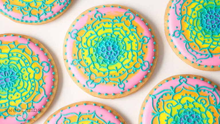 How To Decorate Rainbow Mandala Cookies (Cookie Art Club Premium ...