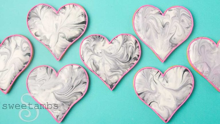 Marble Royal Icing Cookies for Valentine's Day - SweetAmbs