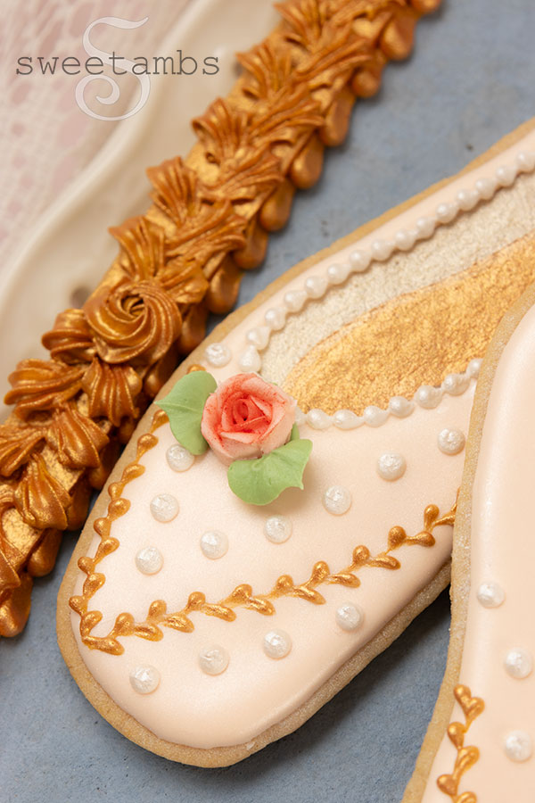 Beautiful Pointe Shoe Cookies for Ballet Dancers and Enthusiasts ...