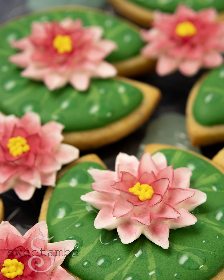 Make These Beautiful Lily Pad Cookies Decorated With Royal Icing ...