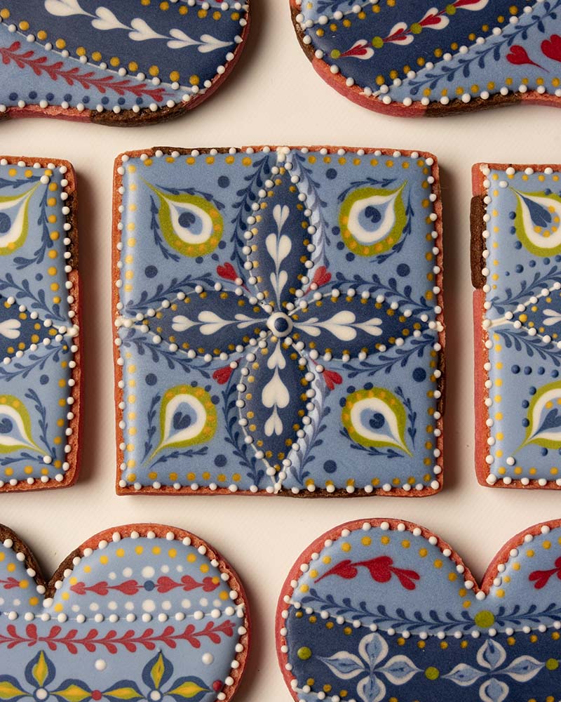Decorated Cookies Inspired by Turkish Tiles - SweetAmbs