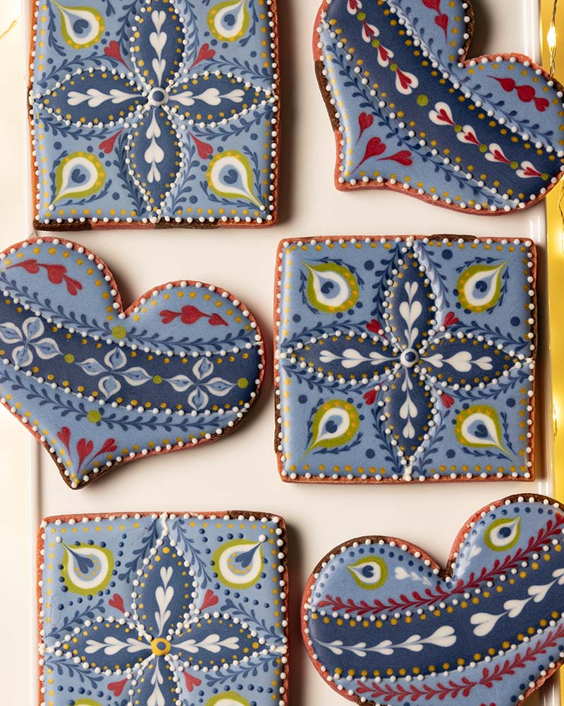 Decorated Cookies Inspired by Turkish Tiles - SweetAmbs